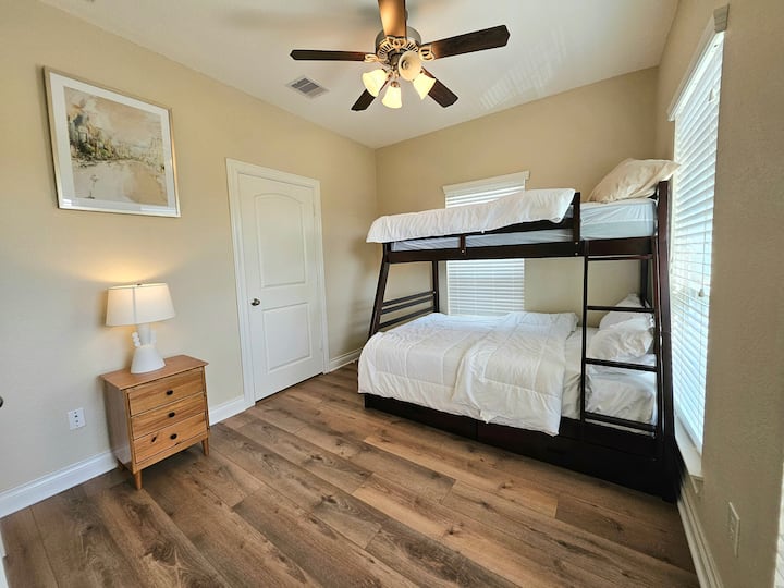 Elena  Bay House - Baytown, TX