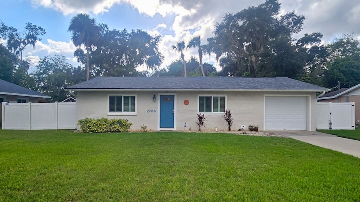 Edgewater Fun! Near Beach, Fishing & New Smyrna - Edgewater, FL