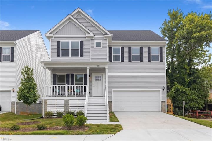 Ocean View Oasis -Brand New Modern Coastal Getaway - Norfolk, VA