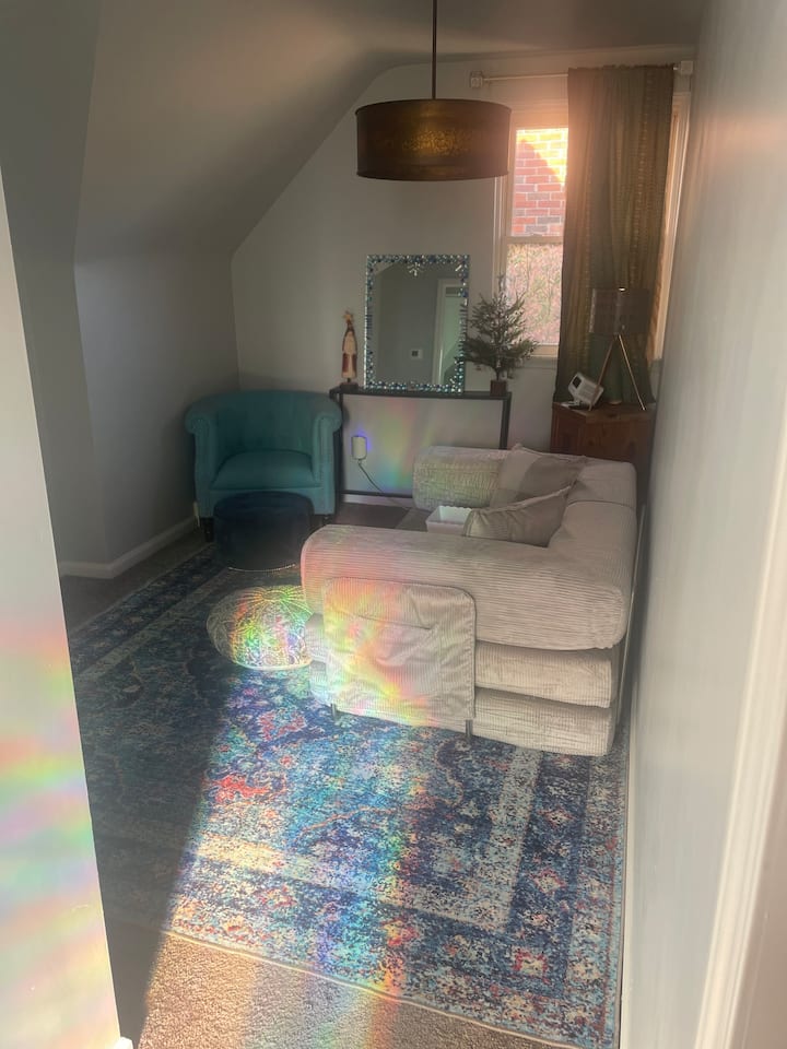 Stylish Bagley Flat Near Avenue Of Fashion - Detroit