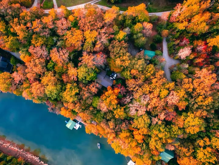 Riverside Haven On The Rocky River - Rock Island State Park, Rock Island