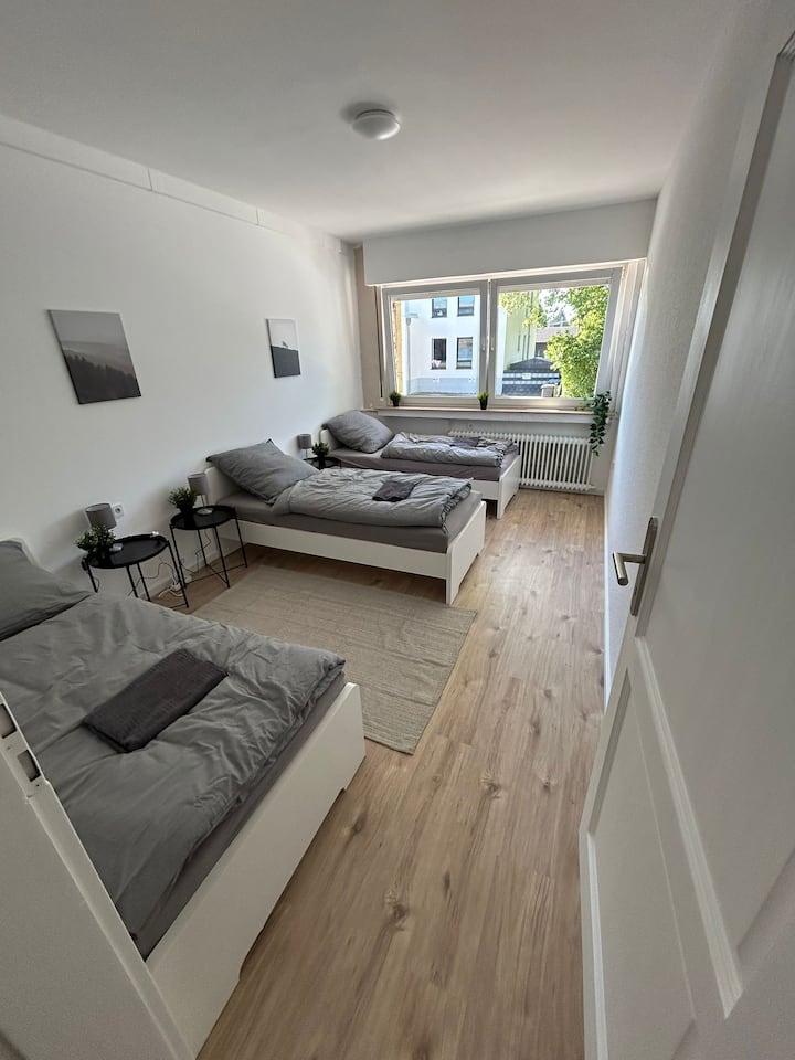 Großes, Helles, Zentrales Und Modernes Apartment - Leichlingen