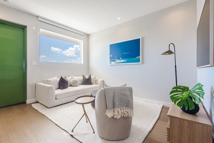 Cora At The Grove Luxury One-bedroom Apartment - Cayman Islands