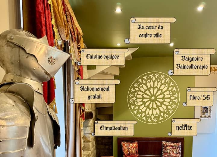 Maison 95 M2 Thème Médiéval Avec Baignoire Balnéo - Sens