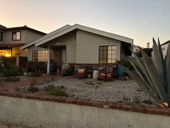 Oxnard Shores Beach House For Between 1 - 5 Mnths - Oxnard, CA