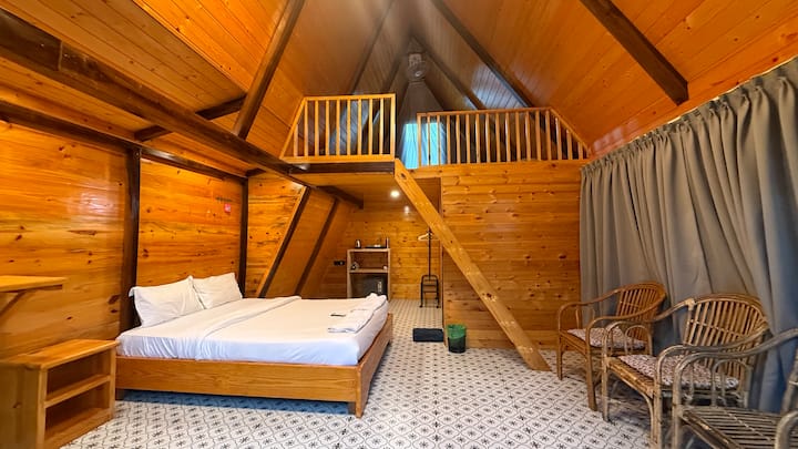 Cozy Wooden Cabin In Lush Fields At Calangute - Goa