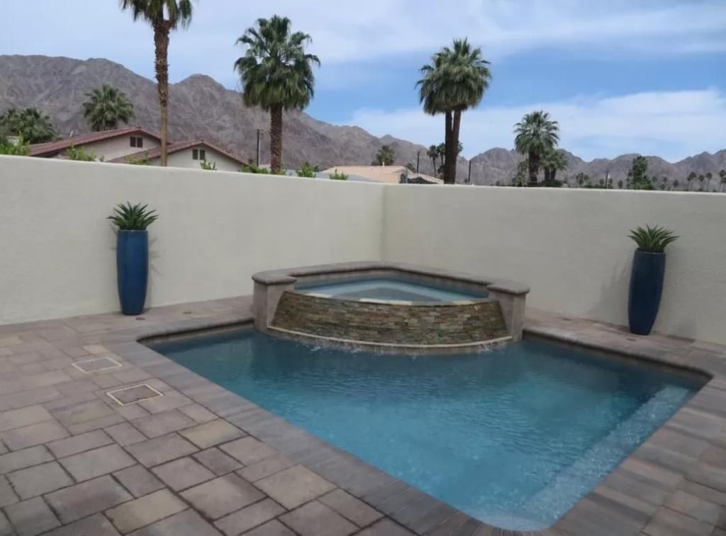 Santa Fe Desert Oasis Nestled in La Quinta - Houses for Rent in La ...