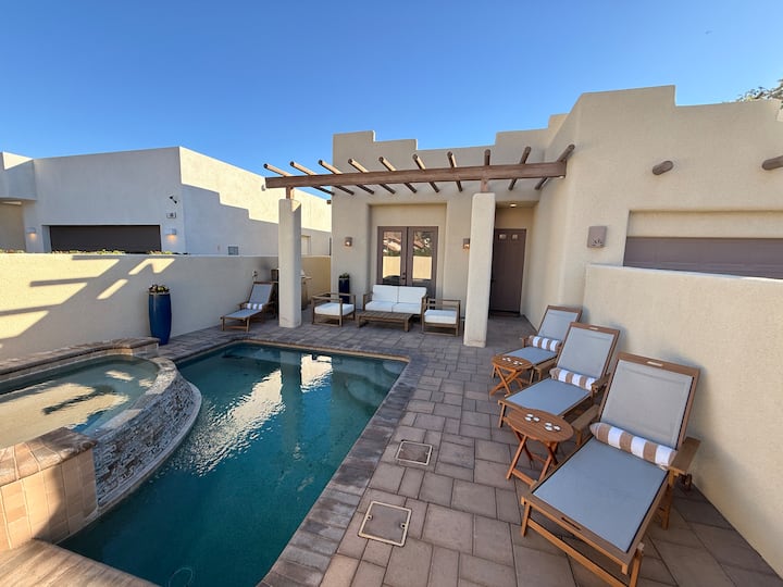 Santa Fe Desert Oasis Nestled In La Quinta - Bermuda Dunes, CA