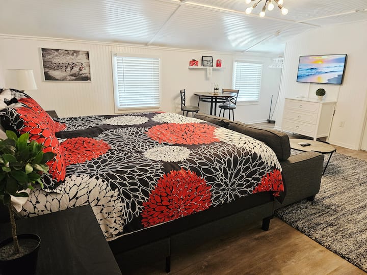 Love Shack | Nostalgic Nook | By The Marsh - Murrells Inlet, SC