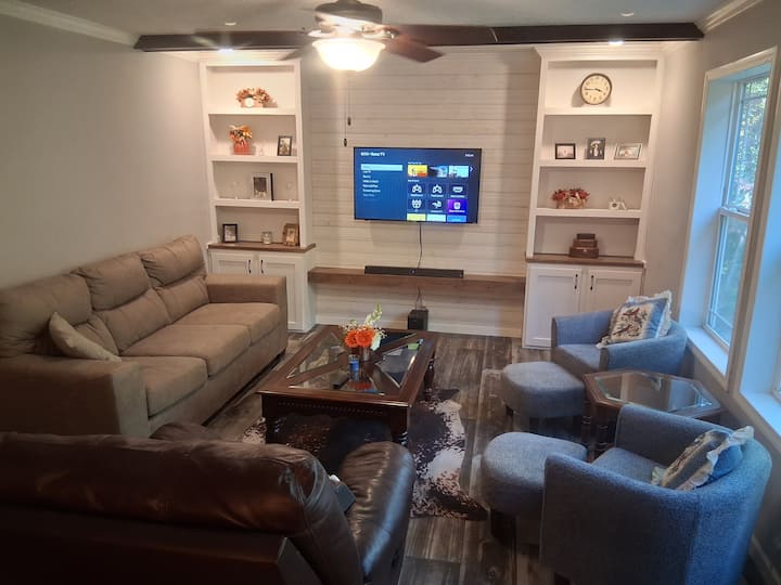 Country Farm House In Crossville. - Crossville, TN