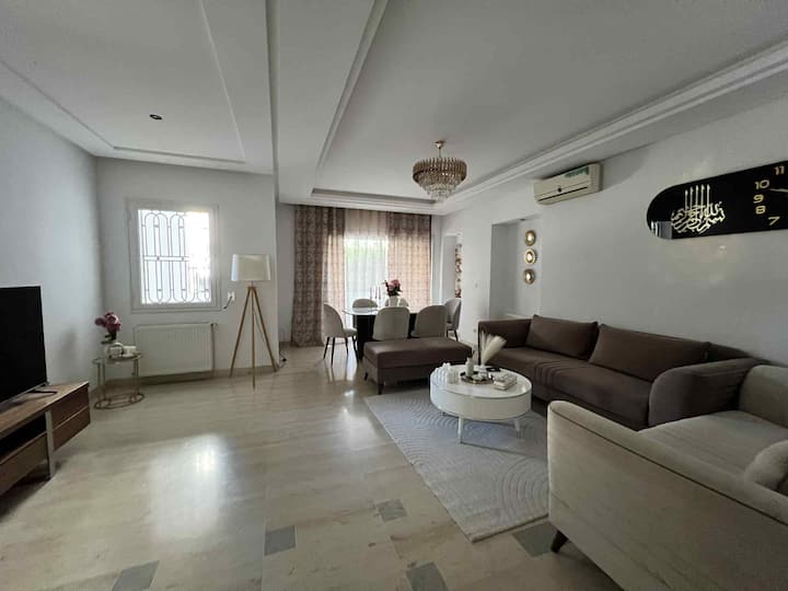 T4 Haut Standing à La Marsa – Terrasse & Parking - Tunis