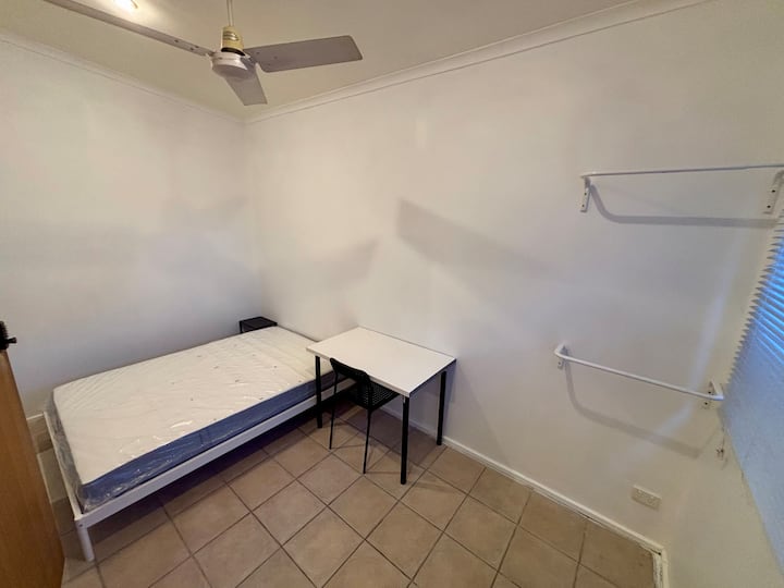 Largs Bay Gem - Adelaide