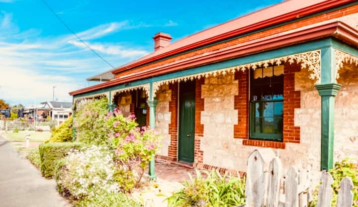 Wanderers - Riverfront Goolwa - Goolwa