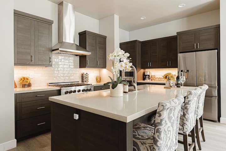 The Reel Deal, Luxury Family Cabin By Alpine Slide - Big Bear, CA