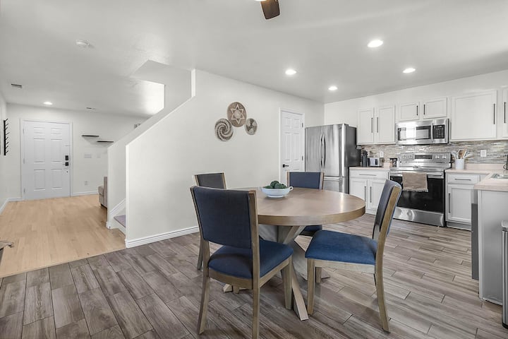 Relax, Unwind & Feel At Home - Thornton, CO