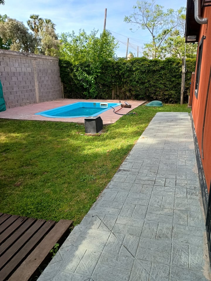 Casa Con Pileta Y Parrilla - Bella Vista