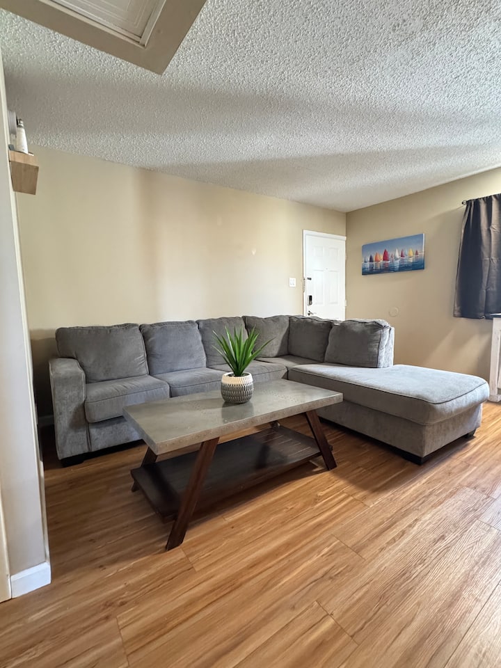 2br • Beachside Stay + Free Parking Pass - Wildwood, NJ