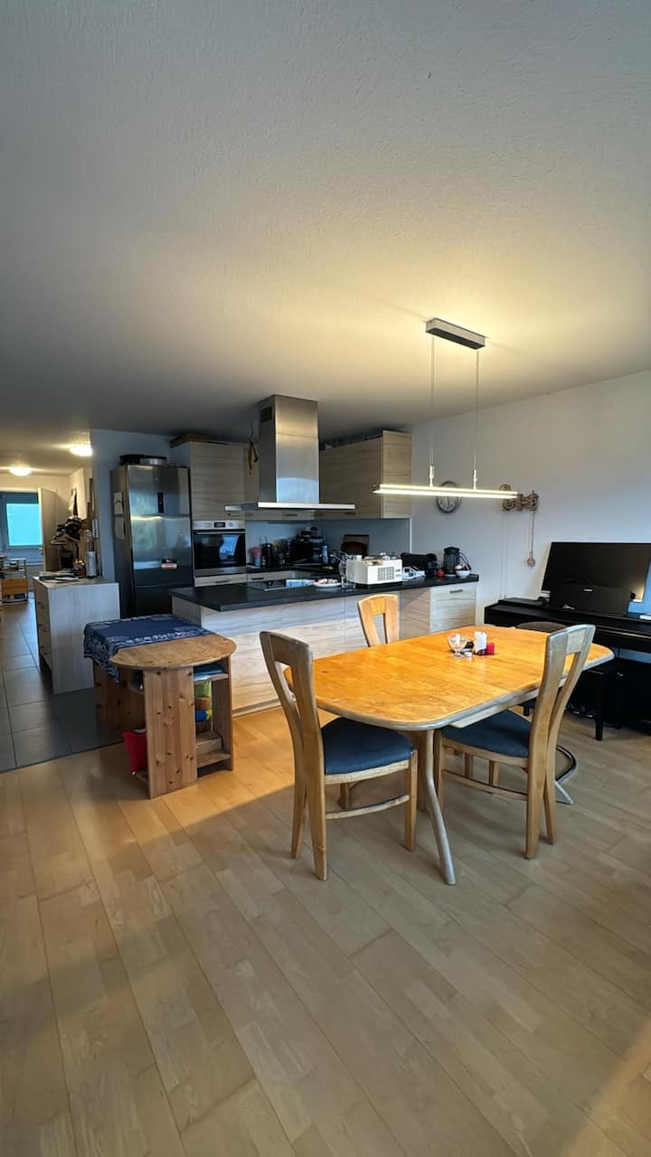 Comfortable Stay Near The S-bahn, Close To Nature - Esslingen