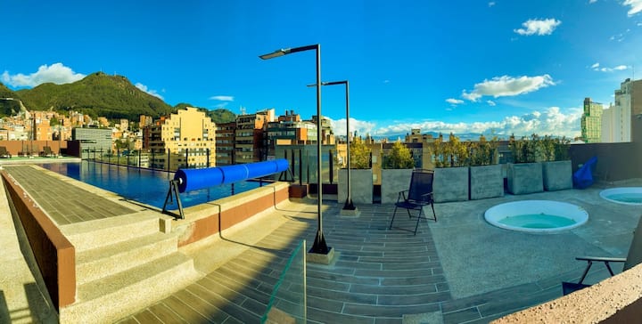 Luxury Getaway: Pool, Gym, Netflix & More - Bogota