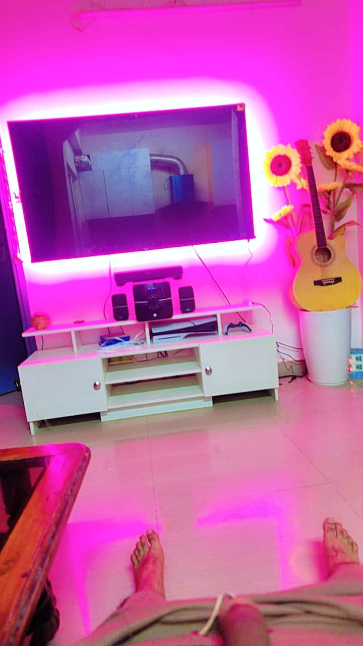 Bright And Airy Appartment - Faridabad