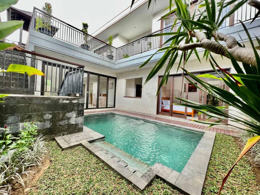 Villa privada de 3 dormitorios en Seminyak por Nami Bali - Airbnb