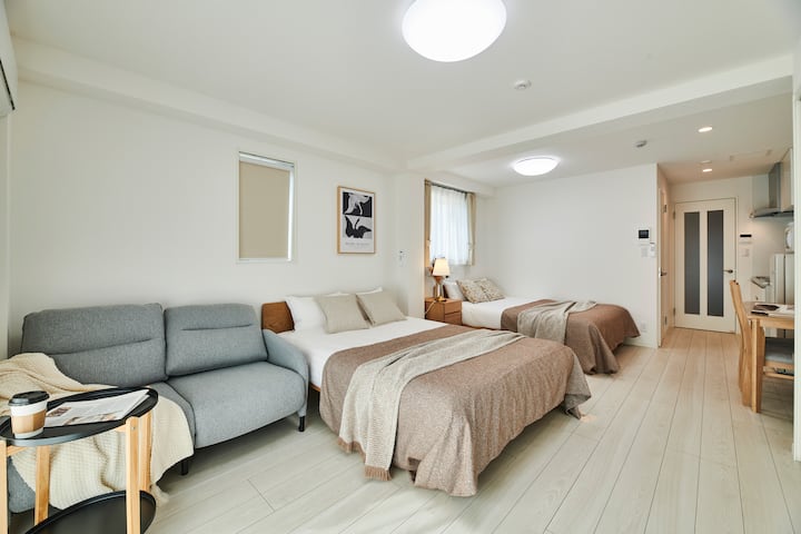 巢鴨电梯公寓【501】：厨房/电视/2双人床+1沙发床/山手线三田线300米-池袋原宿新宿直达 - Ikebukuro