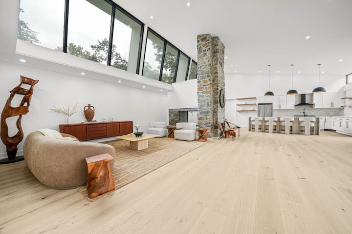 Luxury 6br Retreat Mansion W/pool & Gym – Near Nyc - Chatham, NJ