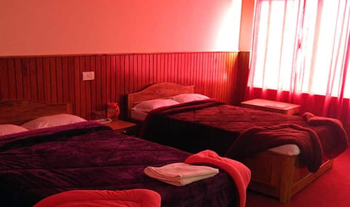 Deluxe View Room Pelling - Pelling