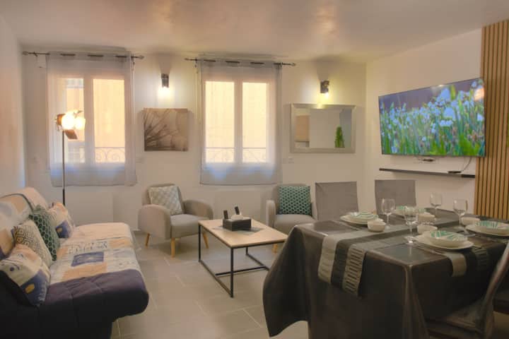 Appartement Saintes Juste Et Ruffine Centre Ancien - Camprodon