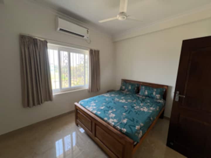 Comfy 2bhk Near Iskconcampus! W/ Wifi, Ac, Geysers - Mayapur