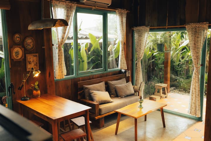 Căn Nhà đượC Làm Hoàn Toàn Từ Gỗ ( Home 1 ) - Gò Công