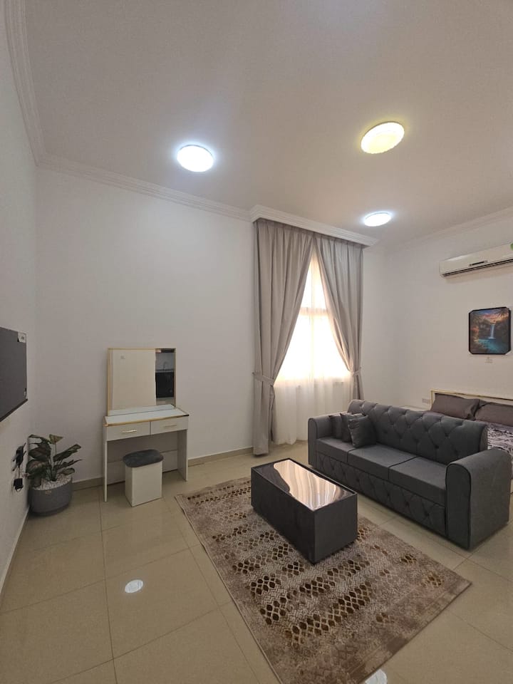 استديو Vipمنطقة الظاهر قريب البوادي مول - Al Ain