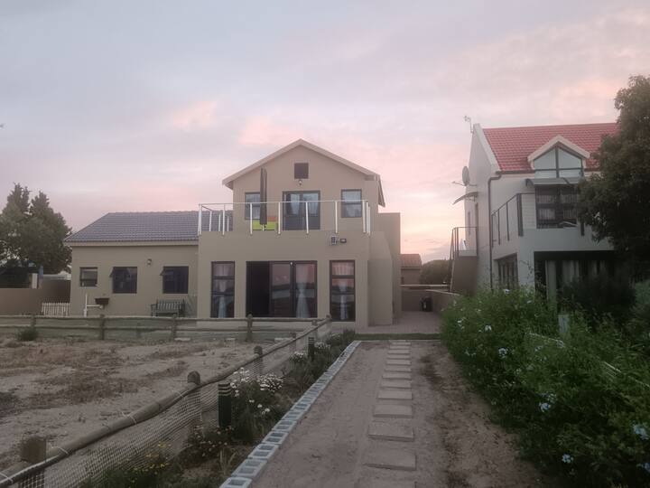 Alana's Sunset Retreat - Velddrif