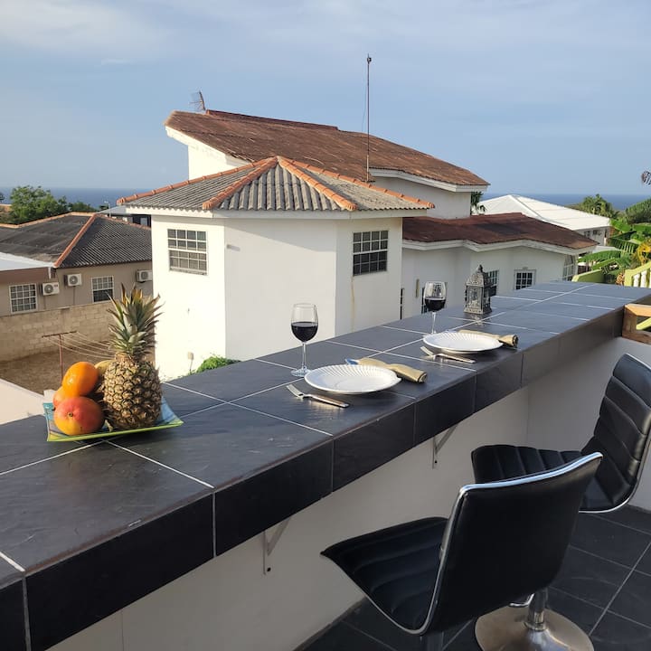 Appartement Met Buitenkeuken, Topprijs,
Op Curaçao - Curaçao