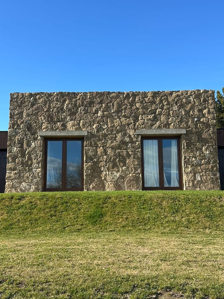 Lv Mata Grande, Centro, Vista A Costa Y Montañas - El Calafate