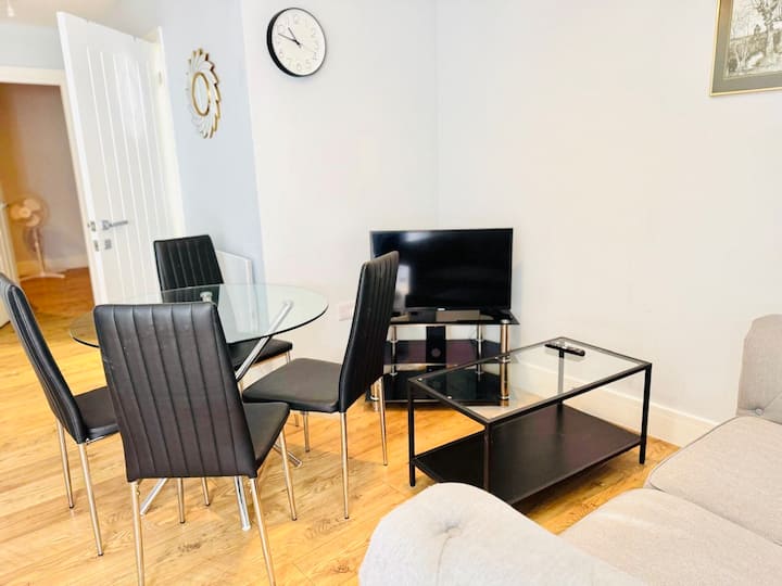 Spacious 1 Bedroom Apartment In Maidstone Town - Maidstone