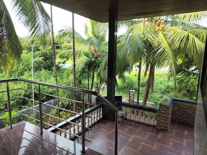 Shree Mata Homestays | 15 Guests| Karnataka Goa - Karwar