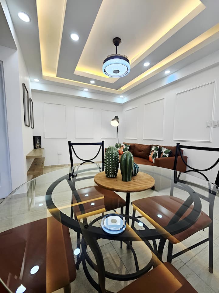 Confort Seguro En Gazcue Con Café Y Estilo - Santo Domingo