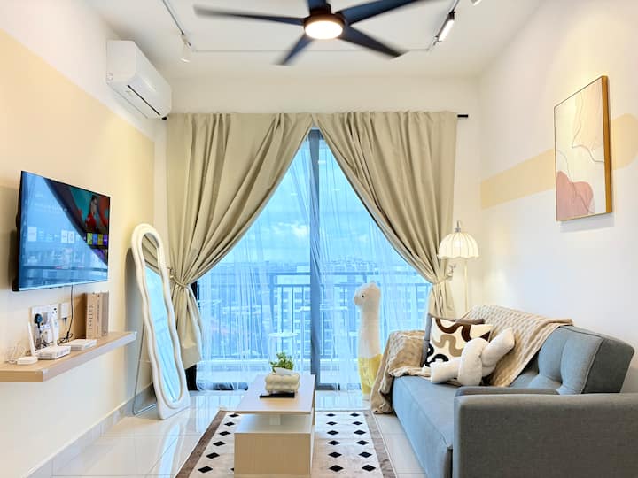Creamy 2bed 1-3pax｜centralpark Tampoi｜netflixwifi - Johor Bahru