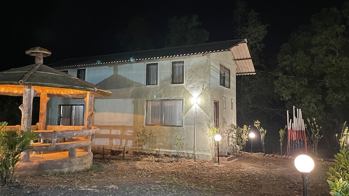 Wilson Valley Lakeview Dormitory - Bhandardara