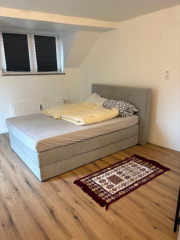 Two Room Appartement Close To Cologne Fairground - Köln