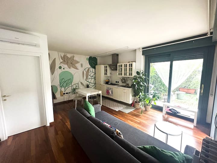 Bilocale Con Giardino E Posto Auto,10min Dal Duomo - Milan