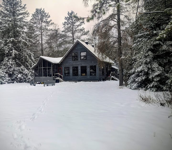 Chalet Avec Plage Privée Sur La Rivière Rouge - Mont-Tremblant