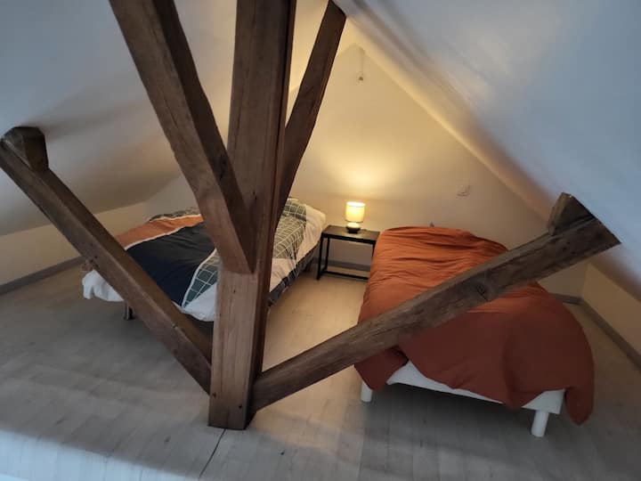Appartement Au 2ème éTage Face à La Rivière. - Laval