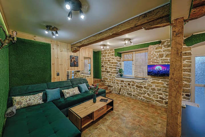 Hide Hub Guest Apart - скрито градско убежище - Veliko Tarnovo