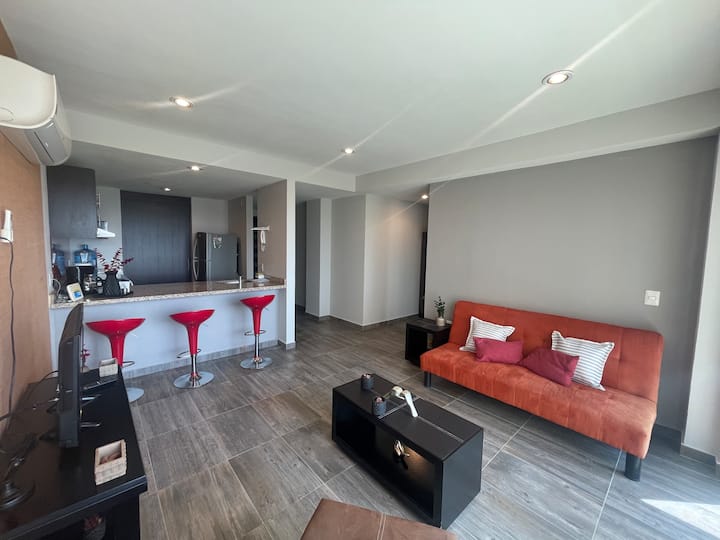 1br Moderno Dep Gym Alberca A 10 Min Del Poliforum - León