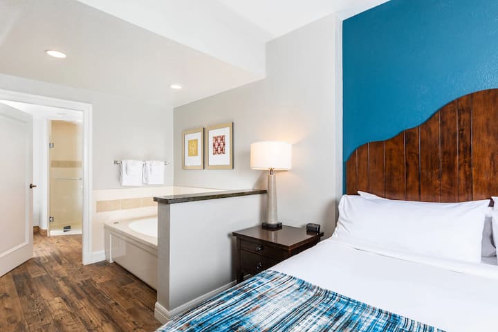 Marriott Timber Lodge Ski-in Ski-out - South Lake Tahoe, CA