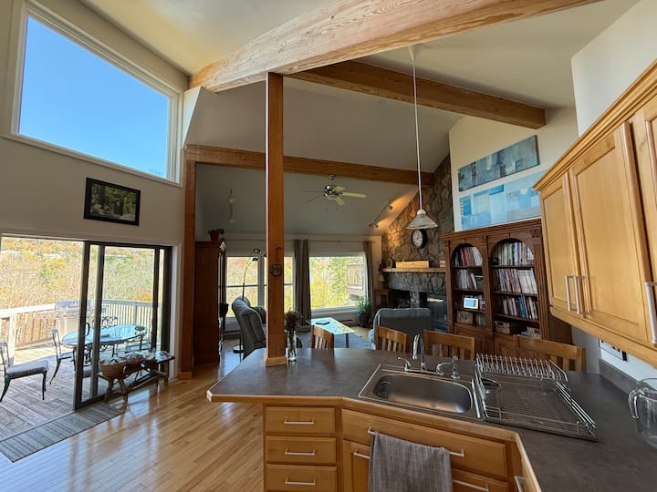 Spacious 3 Br Townhouse. Minutes To Ski Lifts - Hunter, NY