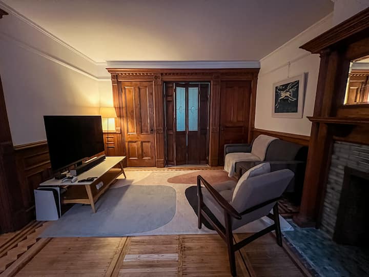 Cozy Stay In Historic Bed-stuy Brownstone - Brooklyn, NY