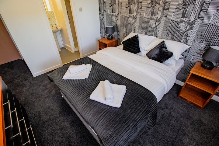 Room 7 - Double Ensuite, Kinross - Kinross